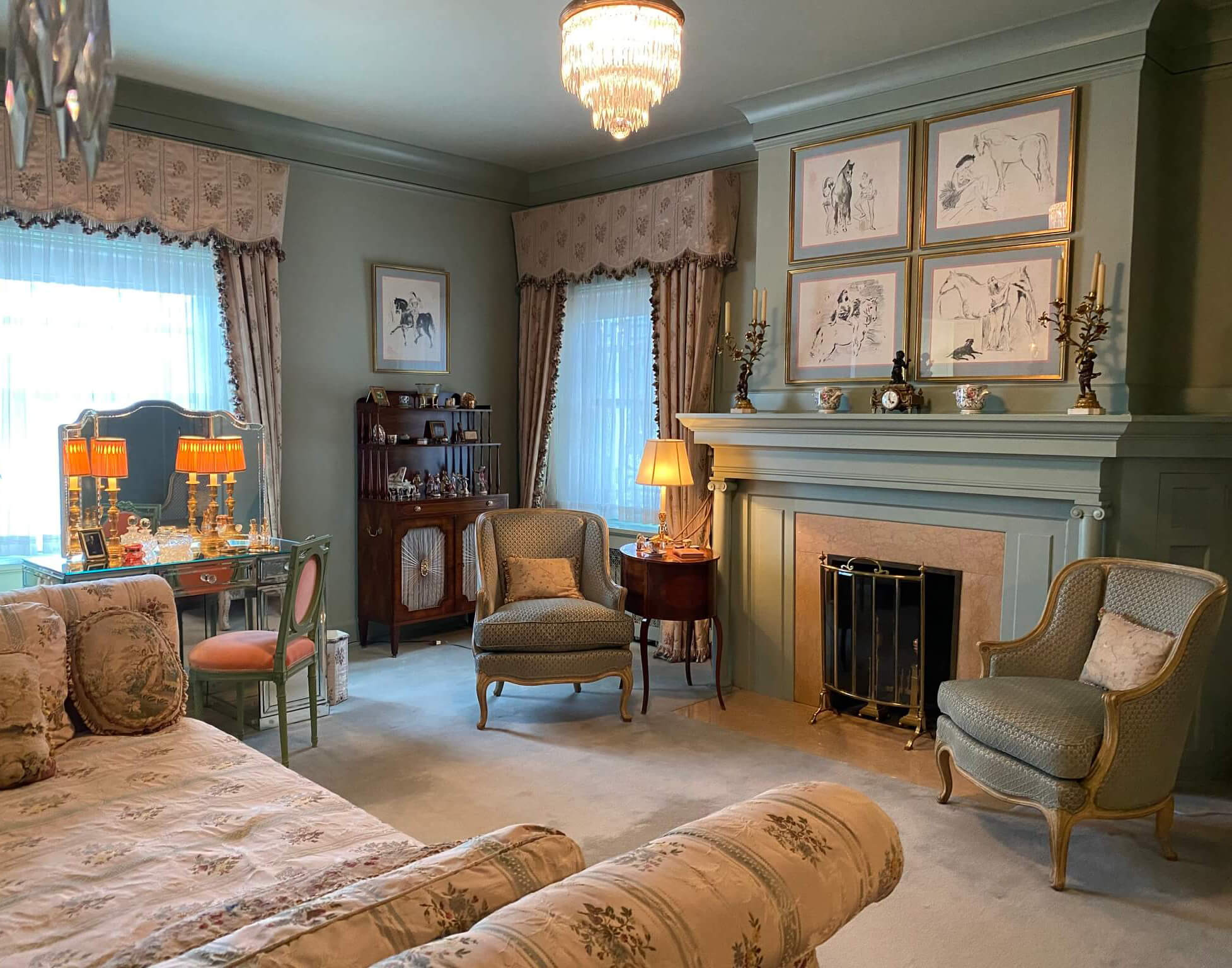 About Harrington House | Schedule a Tour | Call (806) 374-5490